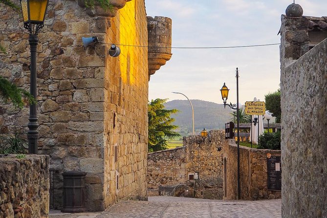 Medieval Costa Brava day-trip from Girona - FAQ