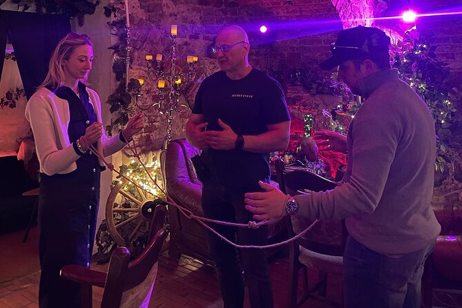 Medieval Experience: Guided Sightseeing and Food Tasting - Food and Drink: What You Can Expect