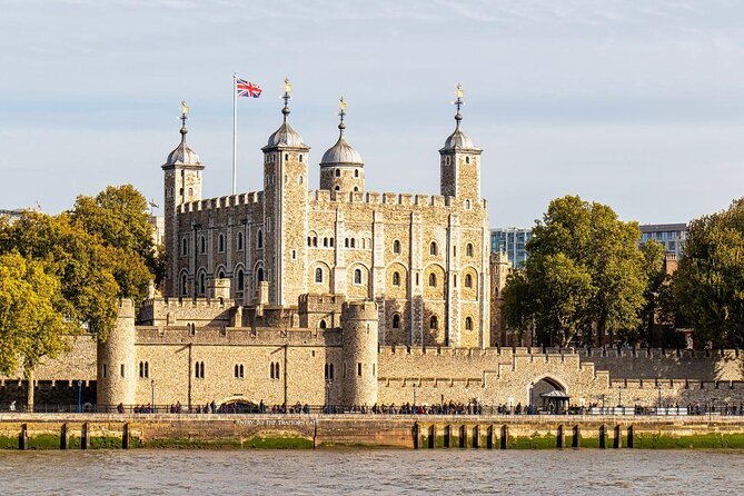 Medieval History Walking Tour From the Tower of London - Key Points
