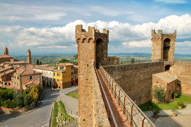 Medieval Tour in Monteriggioni and Val Dorcia From Florence - Exploring the Val Dorcia