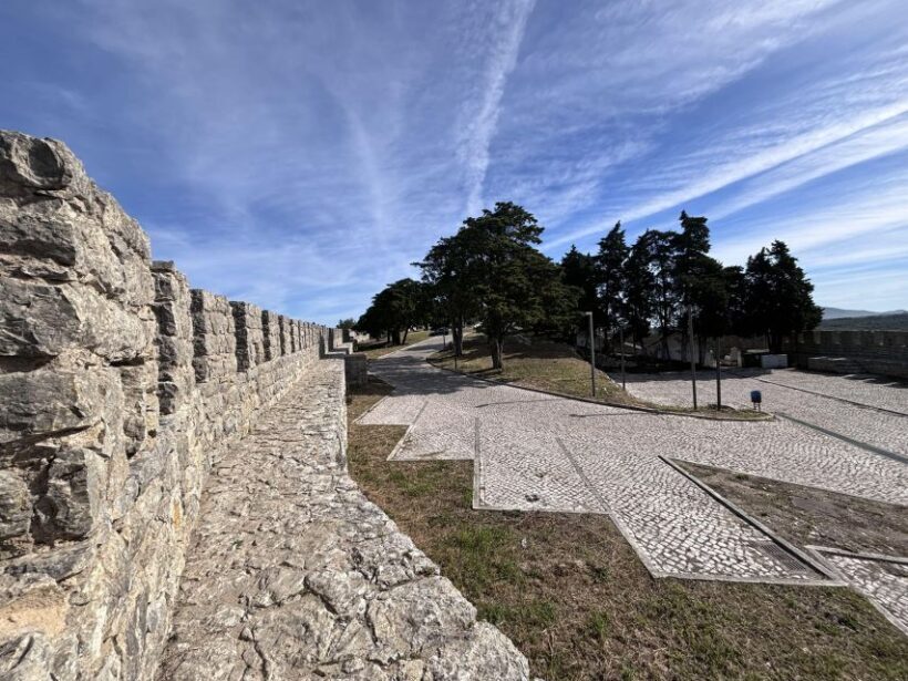 Medieval Tour in Sesimbra - Key Points