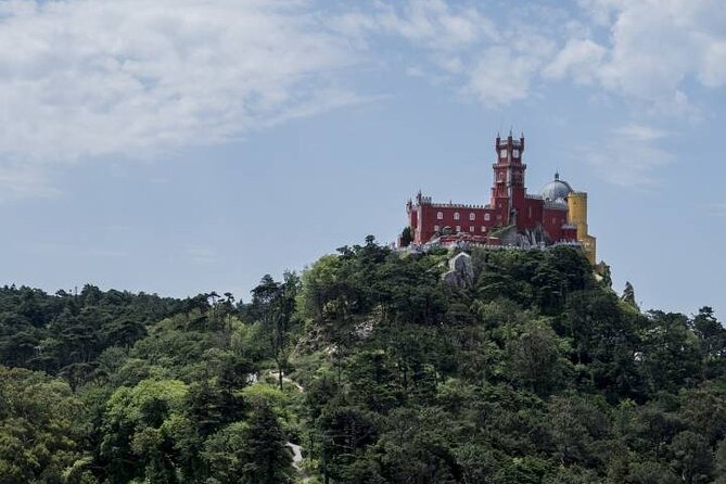Medieval Vila de Sintra Tour from Lisbon in Mercedes de Luxo - Transportation and Timing