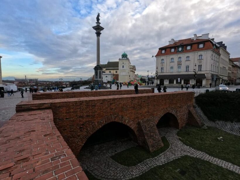 Medieval Warsaw Walking Tour with Smartphone App - Exploring Warsaw’s Medieval Side in a New Way
