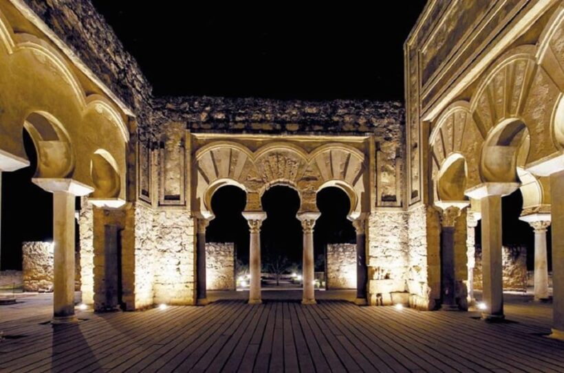 Medina Azahara Guided Tour at Night - Key Points