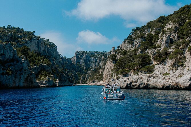 Mediterranean Dream : Cassis, Calanques Boat Ride & Appetizer - Key Points