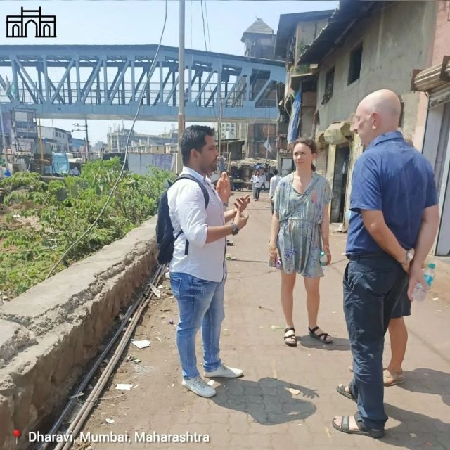 Meet Dabbawala Visit Dhobi Ghat & Dharavi slum with Train - Visiting Dharavi: A Community of Entrepreneurs