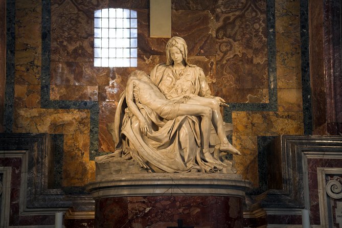 Meet Pope Francis at St Peter Square Vatican City - Mixed Reviews and Experiences