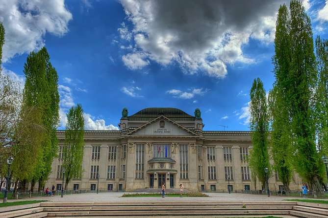 Meet the Balkans - 10 day tour of Croatia, Bosnia and Montenegro - Why the Tour Offers Good Value