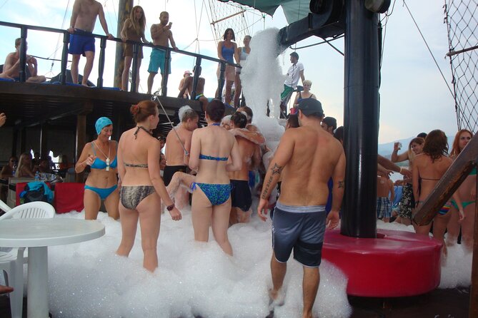 Mega Star Yacht Tour with Lunch, Foam Party & Transfer From Belek - The Sum Up: Who Is This Tour Best For?
