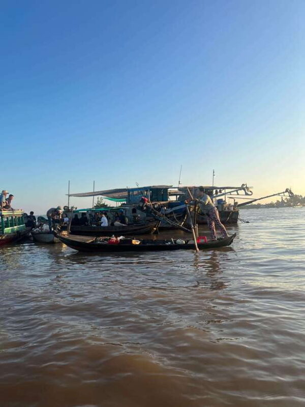 Mekong Delta 2 Days Tour: Pottery Village, Floating Market - Who Is This Tour Best For?