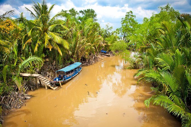 Mekong River Delta (Tan Phong Island, Vinh Trang Pagoda & More) - Discovering the Mekong River Delta