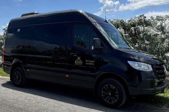 MEL Airport to CBD Private transfers 4 or more - Booking and Practical Details