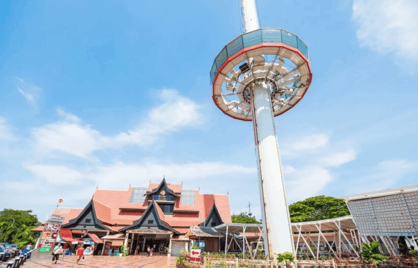 Melaka: Menara Taming Sari Tower E-Ticket - A Deep Dive into the Experience