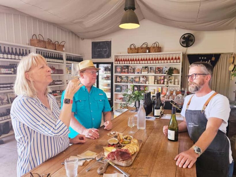 Melbourne: Boutique Phillip Island Wine, Dine & Penguin Tour - Key Points