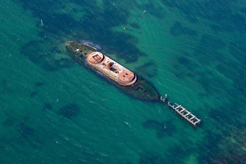 Melbourne: Brighton Beach Boxes Private Helicopter Flight - An In-Depth Look at the Experience