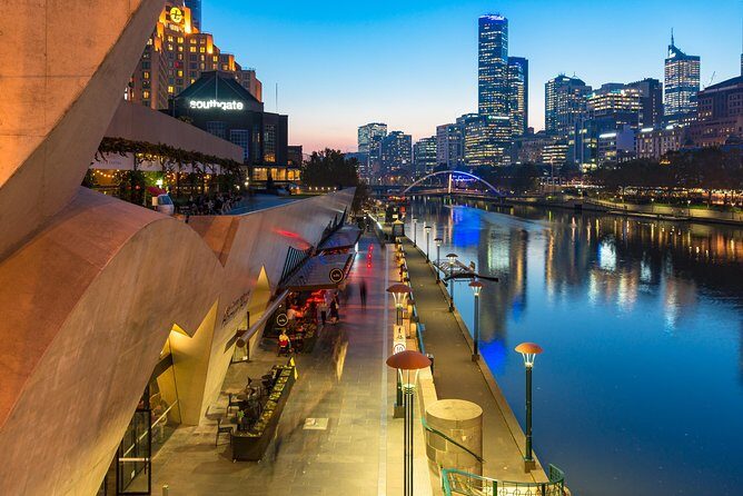 Melbourne By Night - Key Points