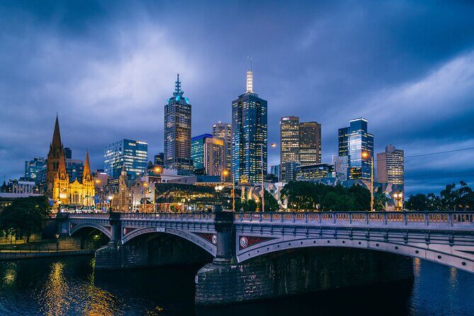 Melbourne By Night - Who Will Appreciate This Tour?