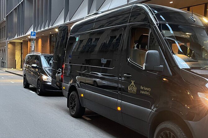 Melbourne CBD to Melbourne Airport Private Transfer 4 or more - FAQs