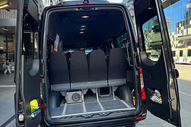 Melbourne CBD Transfer to MEL Airport Private Van Hire - FAQ