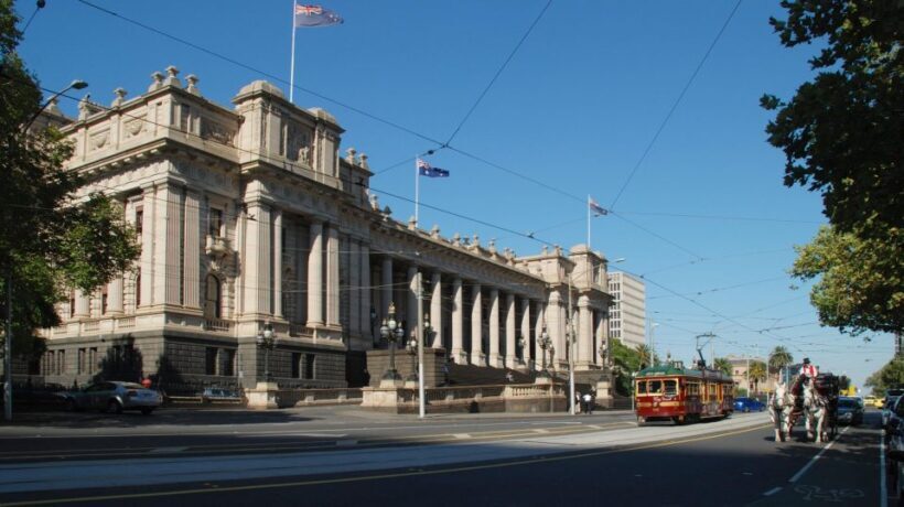Melbourne: City Highlights, Suburbs & Laneways Bus Tour - The Sum Up