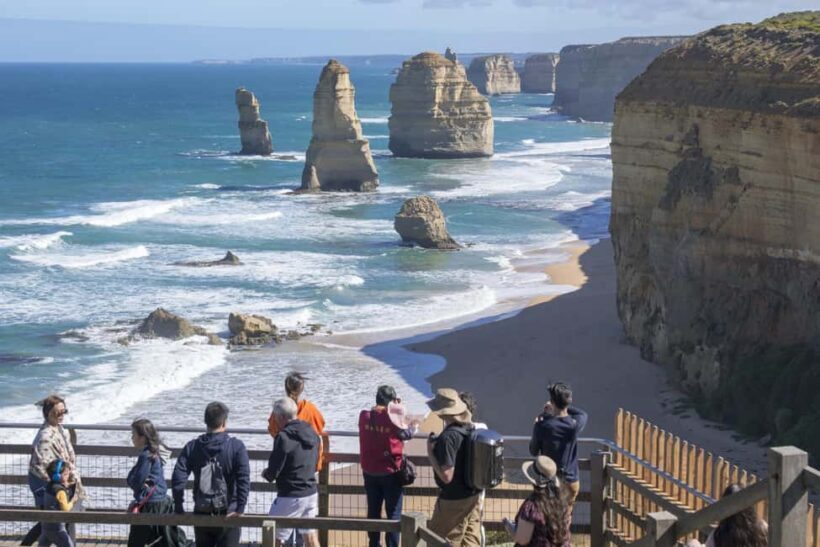 Melbourne: Great Ocean Road & Rainforest Trip - From City to Coast: The Itinerary Breakdown