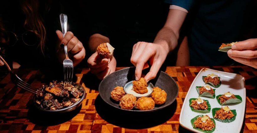 Melbourne: Guided Night-Time Food Walking Tour - Introduction