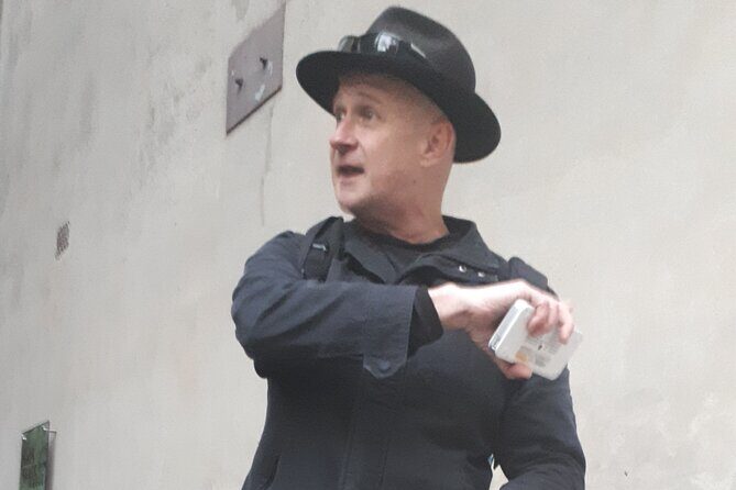 Melbourne Historical Walking Tour: Crime, Gangsters & Lolly Shops - Who will love this experience?