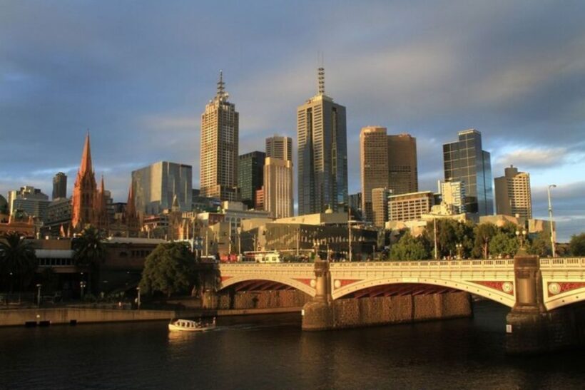 Melbourne: Private Custom Walking Tour with Local Guide - The Sum Up
