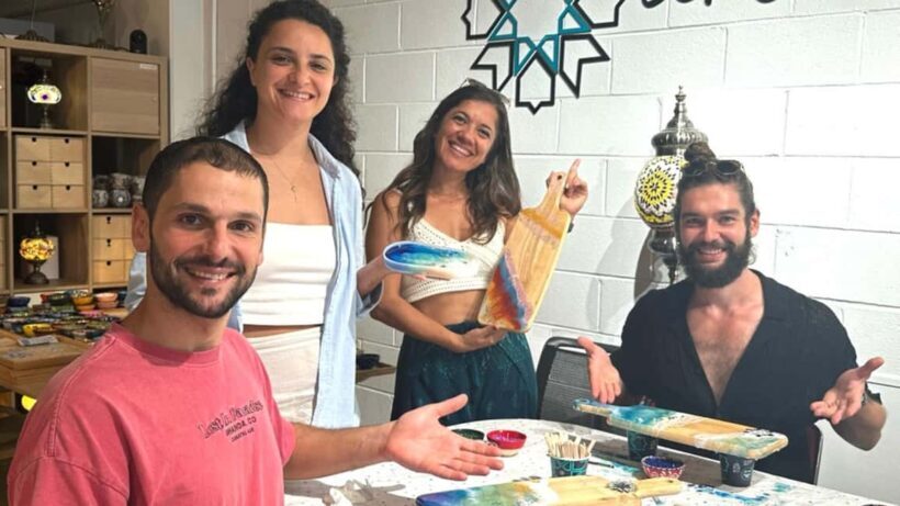 Melbourne: Resin Art Classes - Cheeseboard & Coasters - An In-Depth Look at the Resin Art Class Experience