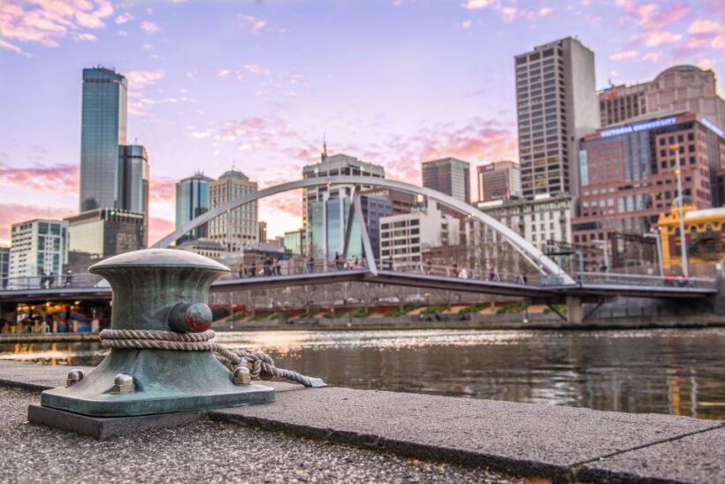 Melbourne: Spirit Of Melbourne Yarra River Lunch Cruise - Key Points