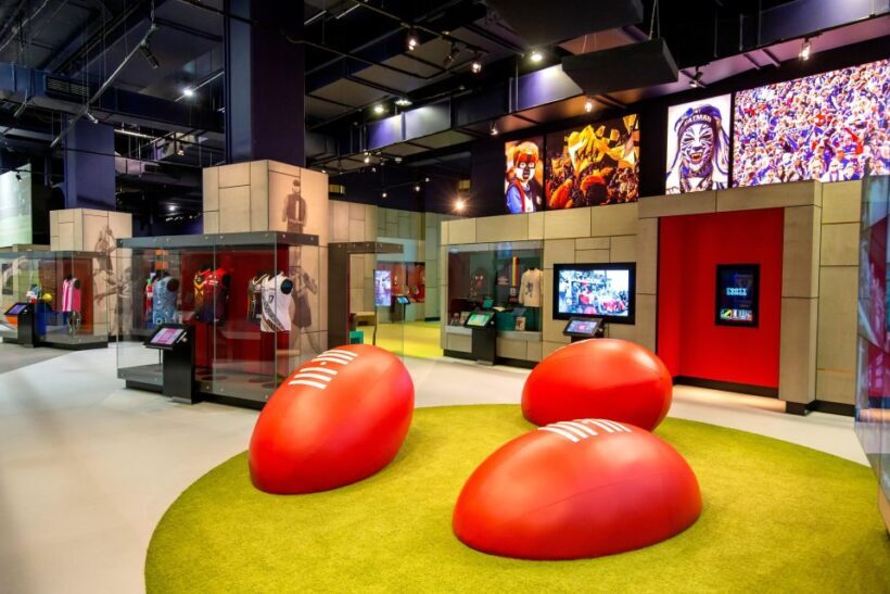Melbourne Sports Walking Tour with MCG Sports Museum Entry - Exploring the Melbourne Sports Precinct