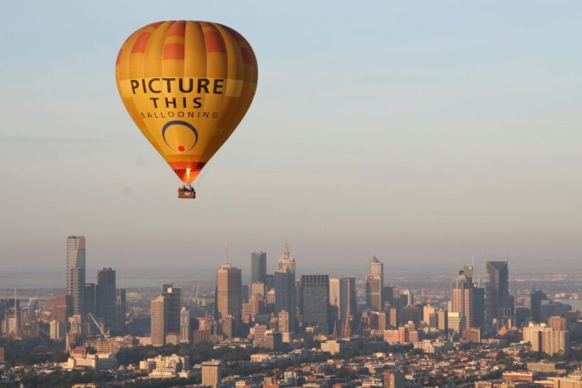 Melbourne: Sunrise Hot Air Balloon Experience with Breakfast - FAQs