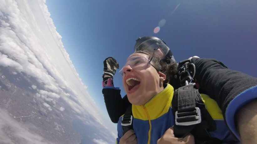 Melbourne: Tandem Skydive Experience over St. Kilda Beach - An Introduction to the Melbourne Tandem Skydive