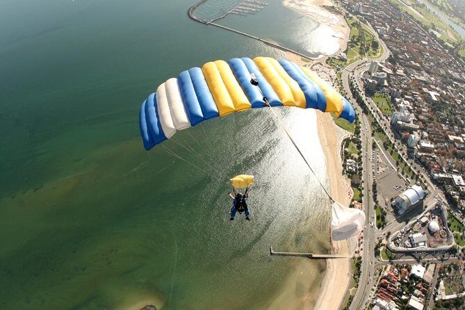 Melbourne: Tandem Skydive Experience over St. Kilda Beach - A Closer Look at the Skydive Tour