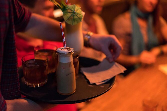 Melbourne Walking Tour: Uncover Hidden Laneway Bars - The Sum Up