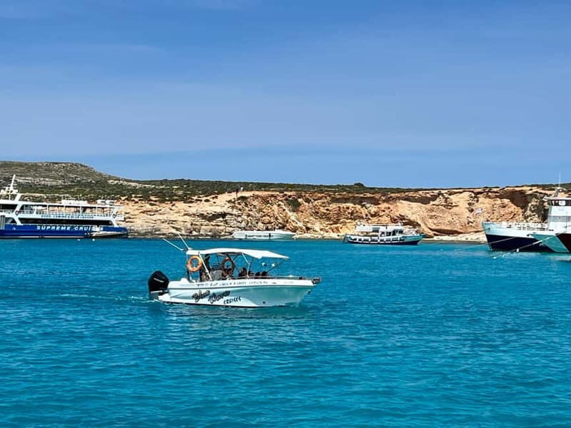 Mellieha: 1:00pm Speedboat round Comino Caves 2h Blue Lagoon - Key Points