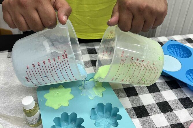 Melt & Pour Soap Making Class - A Closer Look at the Melt & Pour Soap Making Class