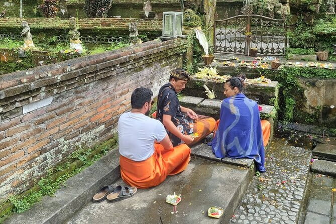 Melukat Ceremony and Temple Tour at Gunung Kawi Sebatu Temple - Who Should Consider This Tour?