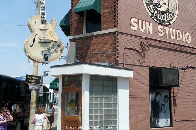 Memphis 3.5h Walking Tour with Beale Street & Sun Studio - The Sum Up