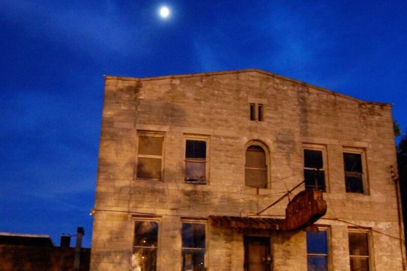 Memphis: 90-minute Haunted Walking Tour - Key Points