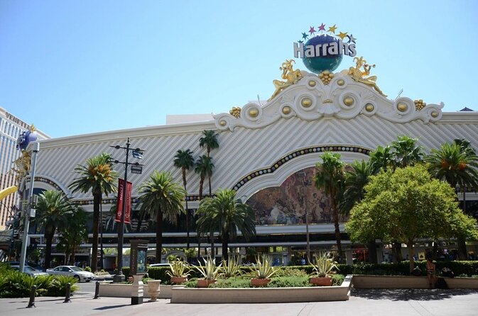 Menopause the Musical at Harrah's Hotel and Casino - An In-Depth Look at the Experience