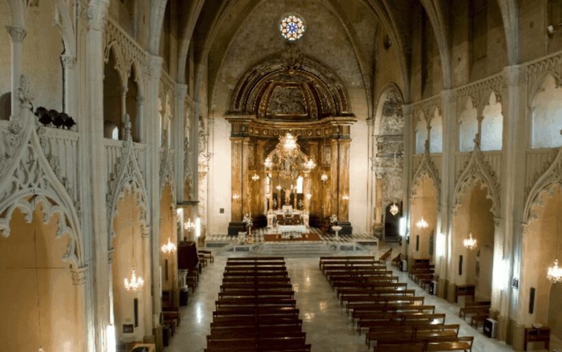 Menorca: Mahon Guided Walking Tour with History & Tastings - Practicalities & Tips for Travelers