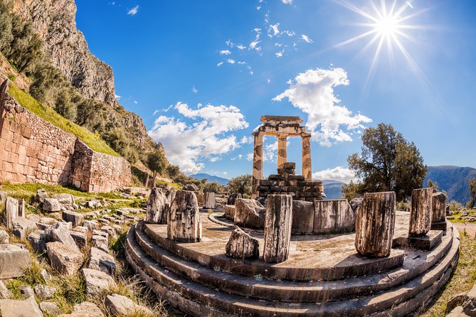 Mercedes Private Tour to Delphi - Thermopylae 300 SPARTANS - What’s Included and What’s Not