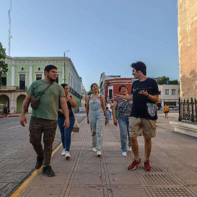 Mérida Walking Tour with Drink & Snacks - Practical Tips for Participants