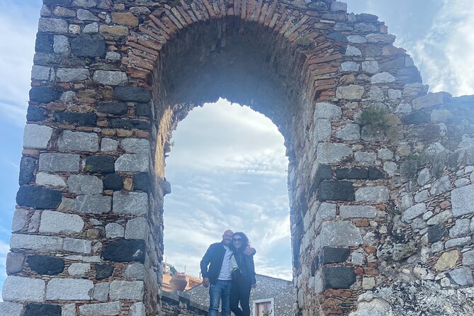 Messina, Group Tour For Etna and Taormina Cruisers - Authentic Experiences and the Guides’ Role