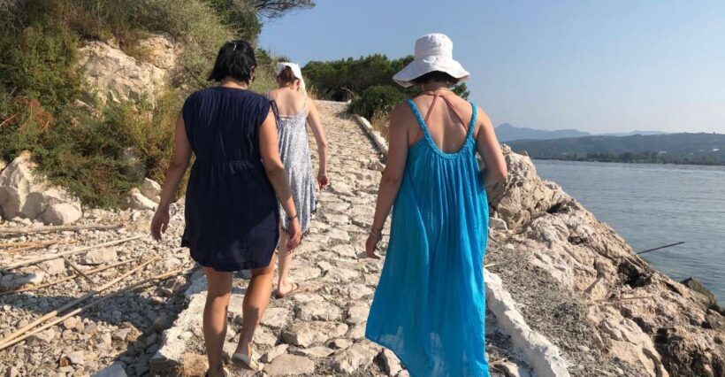 Messinia, Greece: Boat ride tour in Navarino Bay & Lunch - Introduction to the Experience