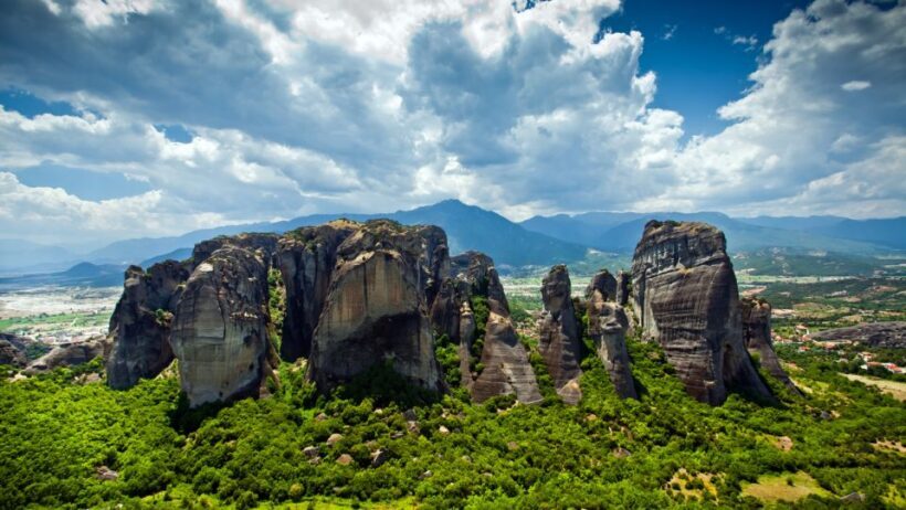 Meteora 2-Day Tour by Train from Thessaloniki - The Sum Up: Who Should Consider This Tour?