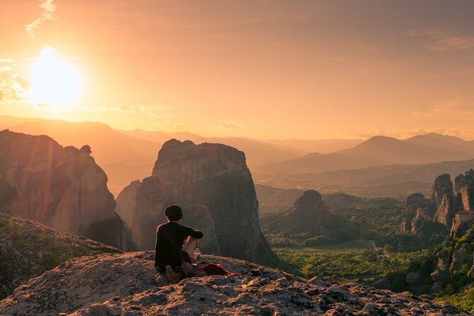 Meteora: Guided Sunset Tour With Monasteries and Caves Visit - Luxury Transportation and Personalized Experience