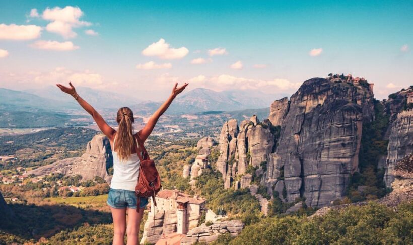 Meteora: Hiking Tour with Local Guide and Monastery Visit - Key Points