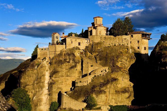Meteora Monasteries Day Trip From Thessaloniki - Highlights of the Meteora Monasteries